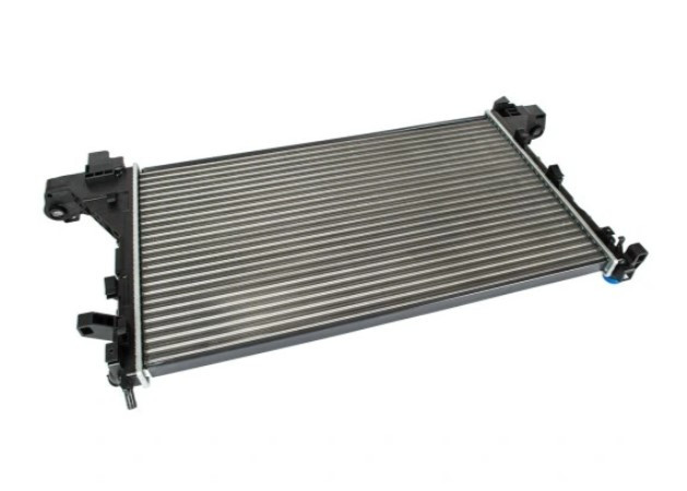 Радиатор Renault Master 1,9 2,8 DTI 2,2 DCI, ціна: 4803 ₴, купити на ...