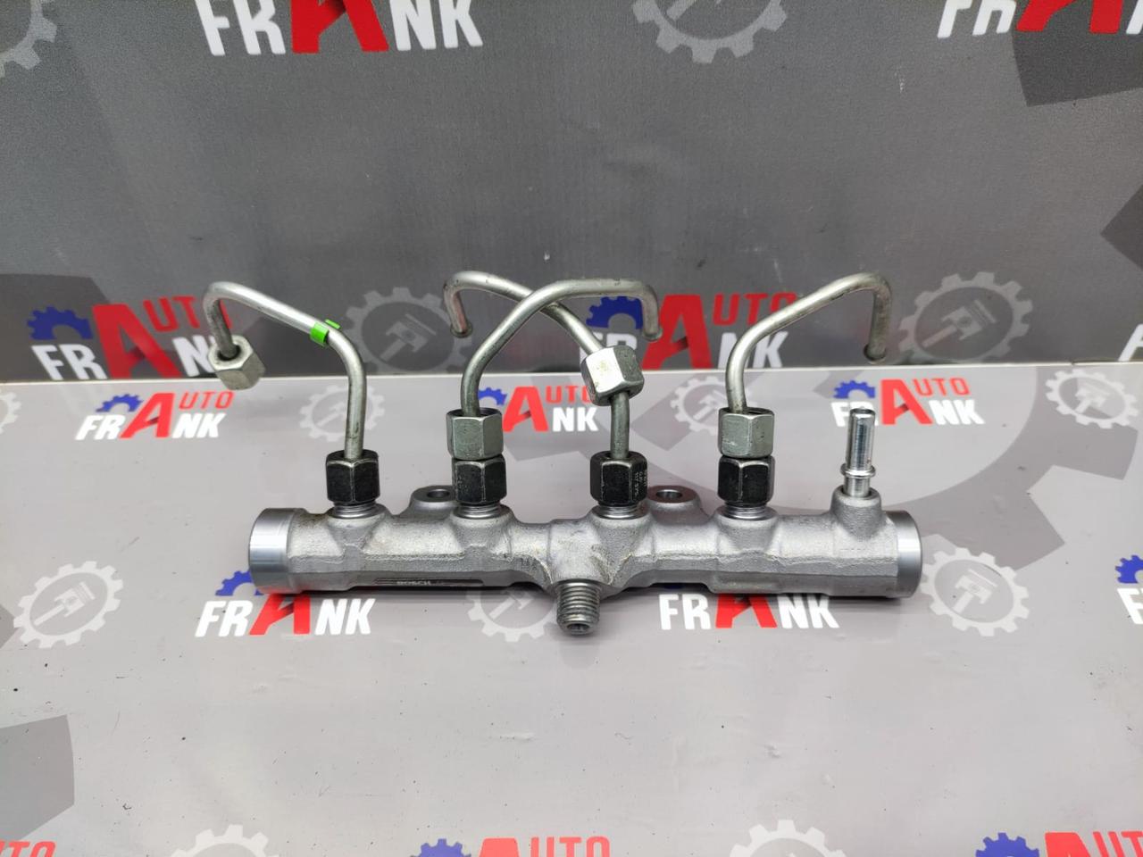 Топливная рейка/ Рампа форсунок 9821399680/ 0445214361 для Citroen ...