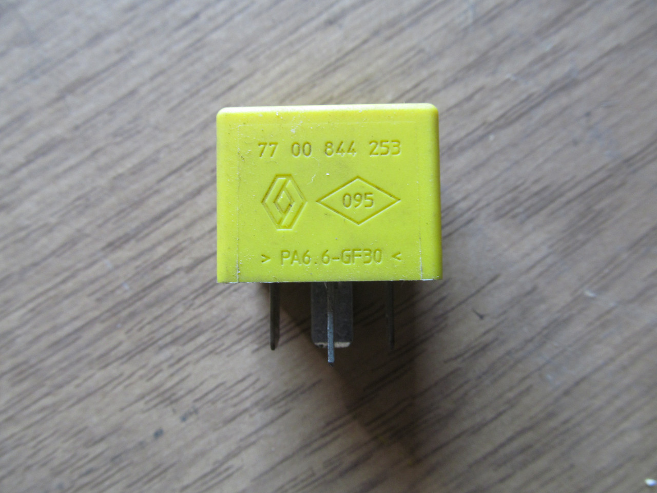 Реле 7700844253 renault trafic laguna scenic espace kangoo master ...