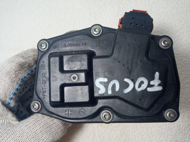 Дроссельная заслонка Ford Focus FoMoCo A32EB / PBT-GF30 HR / 5.09890.11 ...