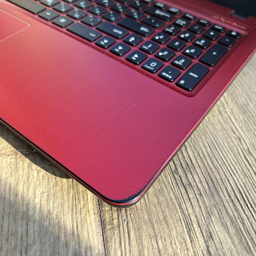 Ноутбук Asus X540 / 15.6 / Intel Pentium N3700 / 4GB / SSD 120GB / АКБ ...