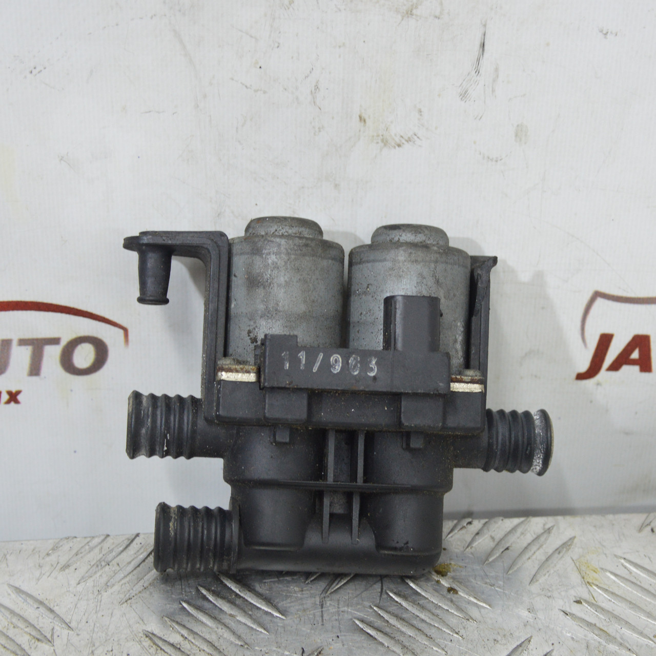 Клапан печки BMW E38 E39 X5 E53 кран отопителя БМВ е38 е39 е53 ...