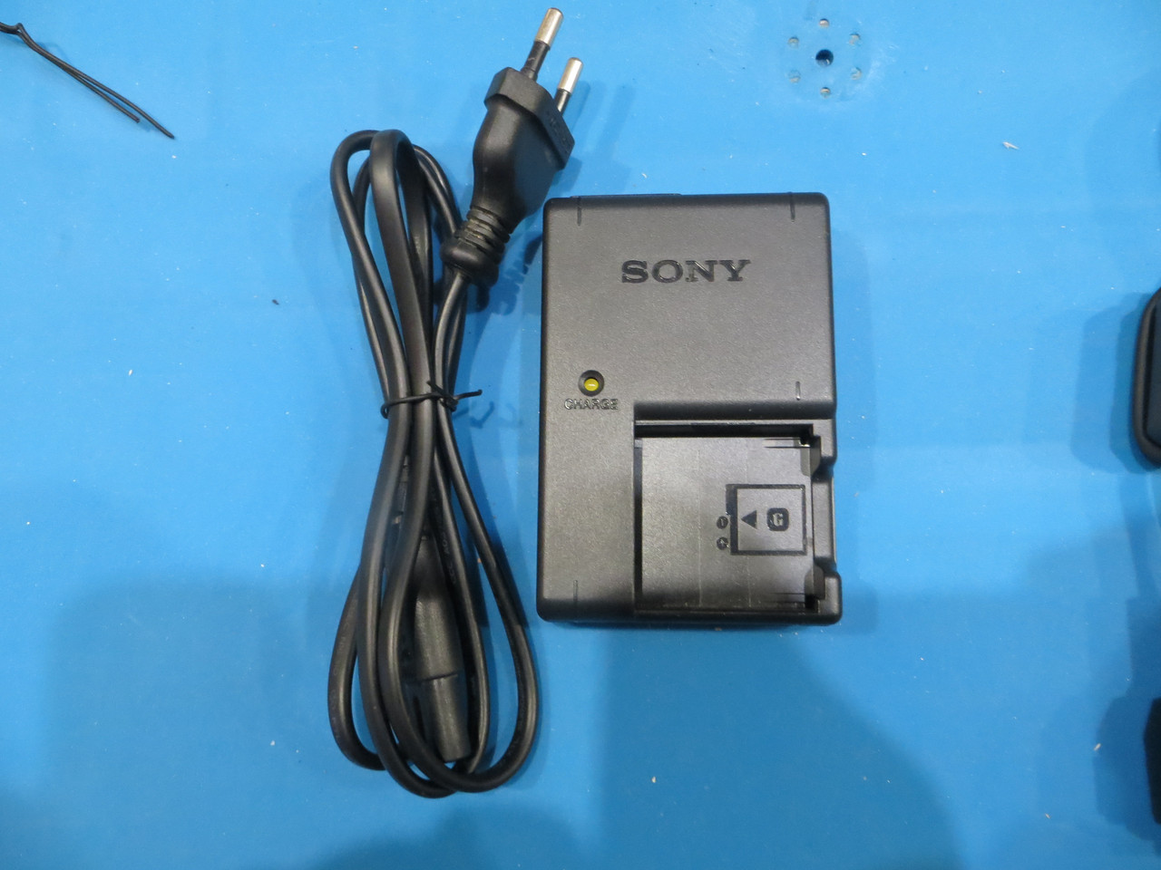 Зарядное устройство Sony BC-CSGB .Новое Оригинал 100% к аккумулятору ...
