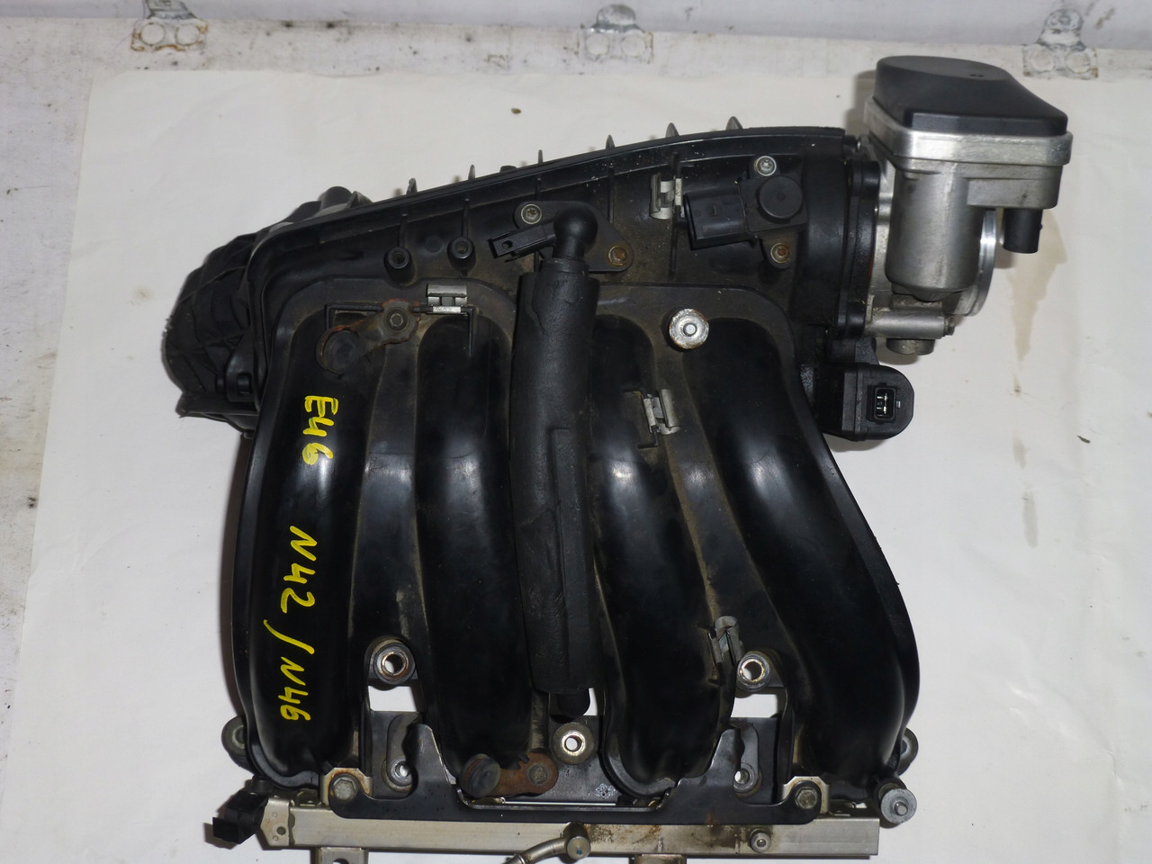 Впускний колектор 1437939 BMW E46 318i N42 N46 (ID#2024209578), ціна ...