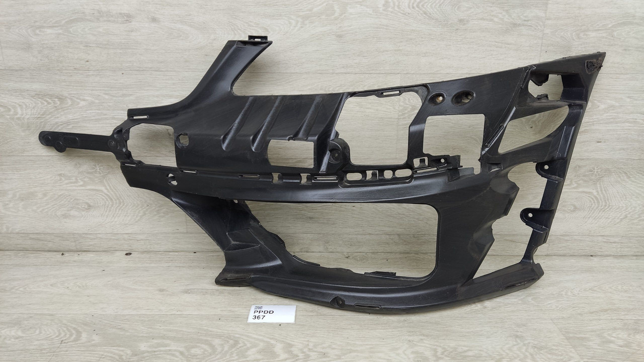 Кронштейн кріплення направляюча переднього бампера лівий Mercedes W221 ...