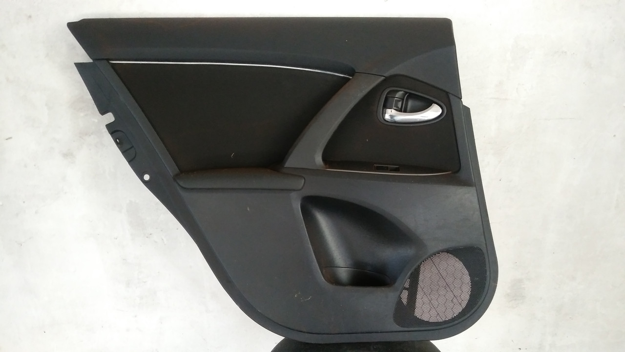 Обшивка (Карта) задніх лівих дверей 6763905050 з Toyota Avensis T27 ...
