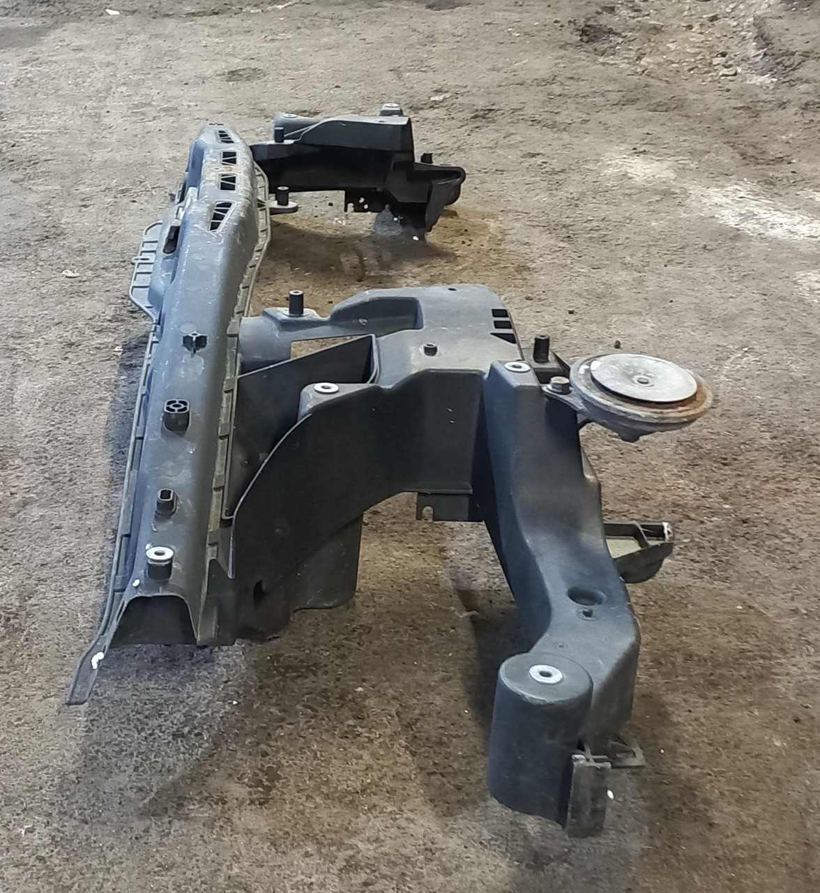 Панель радіаторів, (телевізор) Mercedes Vito W639, Viano, A6398800003 ...