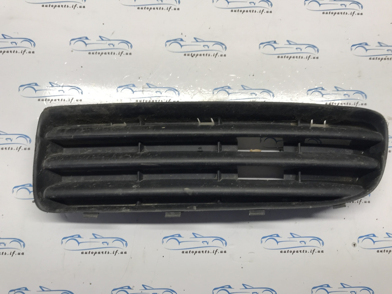 Решетка бампера левая Skoda Octavia Tour 1u0807367b №33 (ID#2026648813 ...