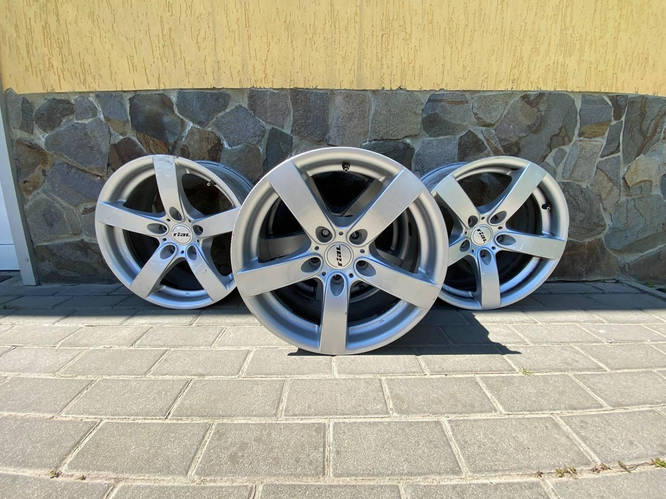 Диски Титані R17 5X120 8J ET29 DIA 72,6 Bmw Бмв (A67) ТОРГ! (Договірна ...