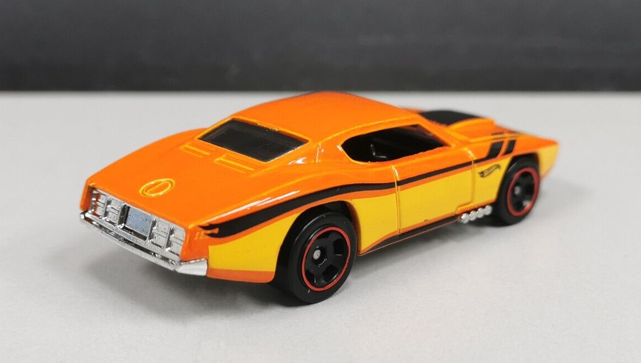 Машинка Базова Hot Wheels Custom Otto Dream Garage HTB49 Orange Новий ...