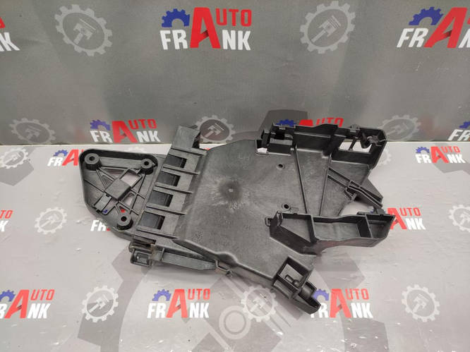 Кронштейн замка двери задний левый 30784316 для Volvo S60, ціна: 484 ...