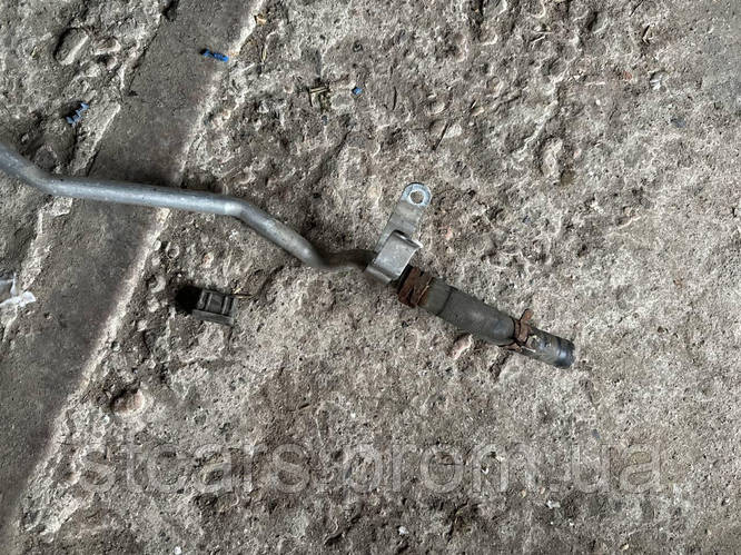 Патрубок трубка системы охлаждения Chrysler Town & Country 2011- 3.6 ...