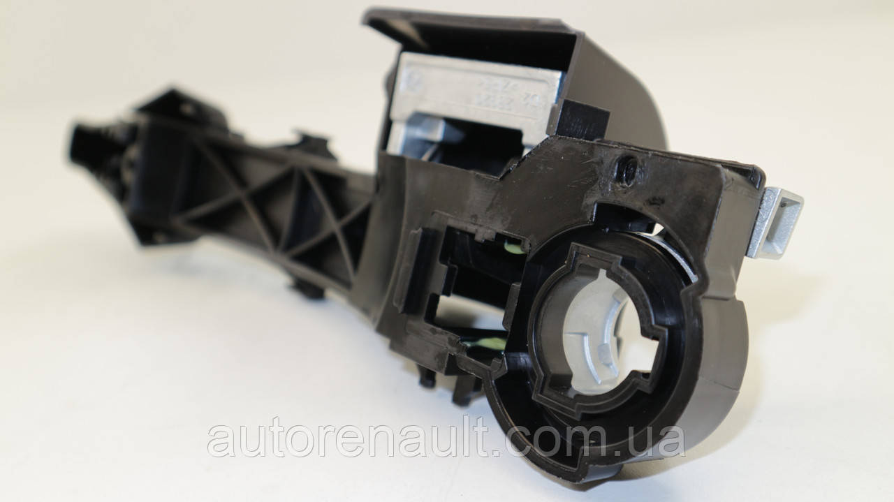 Кронштейн ручки дверей внутр.частина (бічний (L)/задній (R) на Рено ...