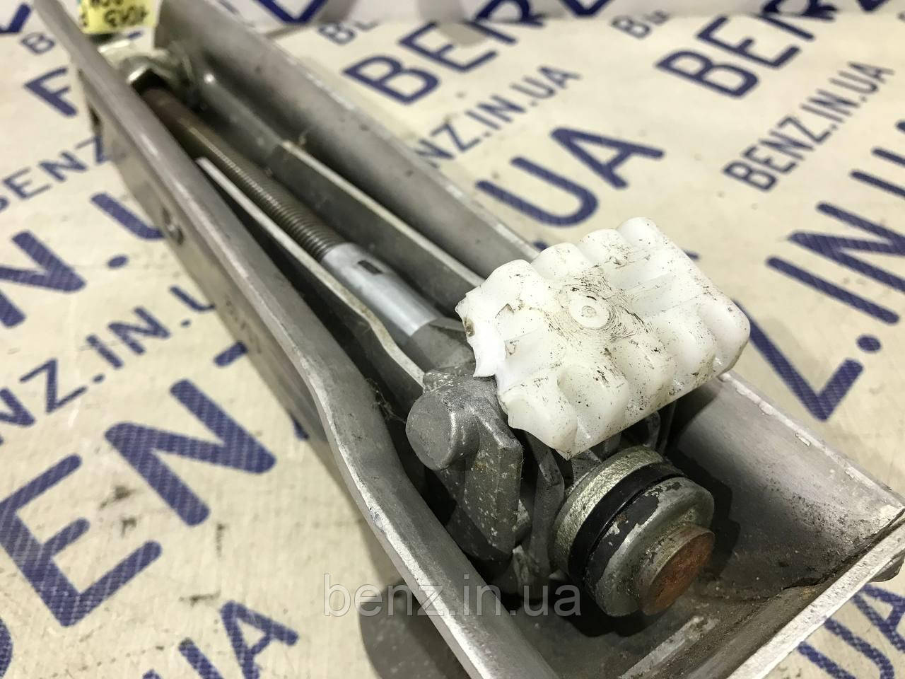 Домкрат Mercedes W221, W204, C207, C216, C218, W212 A2125800018 (ID ...