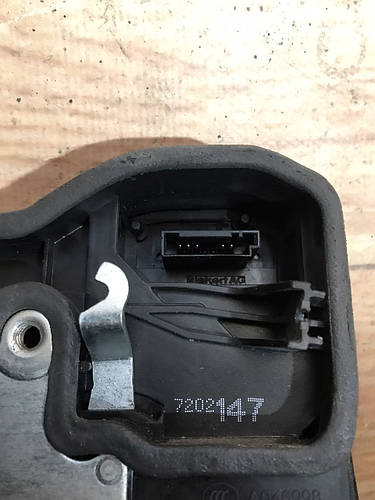 Замок двери задний левый бмв bmw е E60/61/63/64/65/ 70/71/81/82/83/84 ...