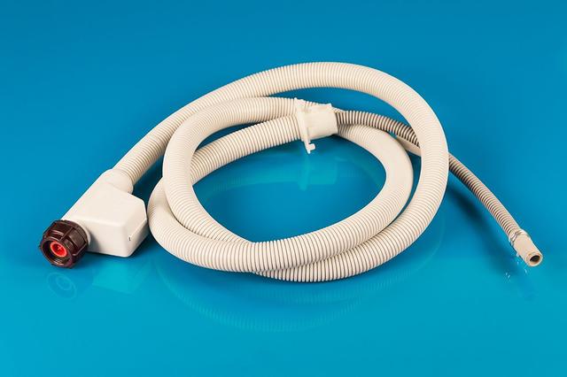 Jak funguje systém AquaStop v myčce nádobí | Statti z obchodu Meister