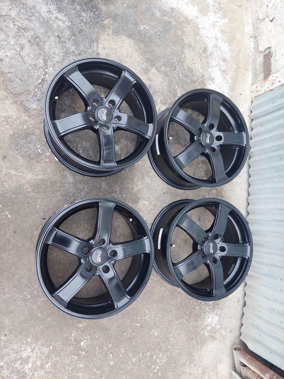 Диски 5 * 114.3 * R17 фірма TEC Ширина 7.5J Винос ЕТ 45 Ступіца 72.5мм ...