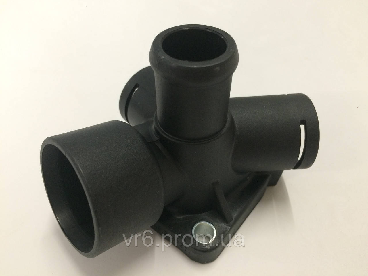 Фланец системы охлаждения Audi 050121133A: продажа, цена в Киеве ...