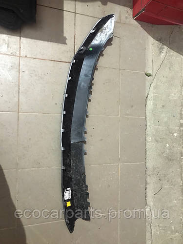 Накладка губа переднего бампера Chevrolet Bolt EUV 2022- (Дефект ...