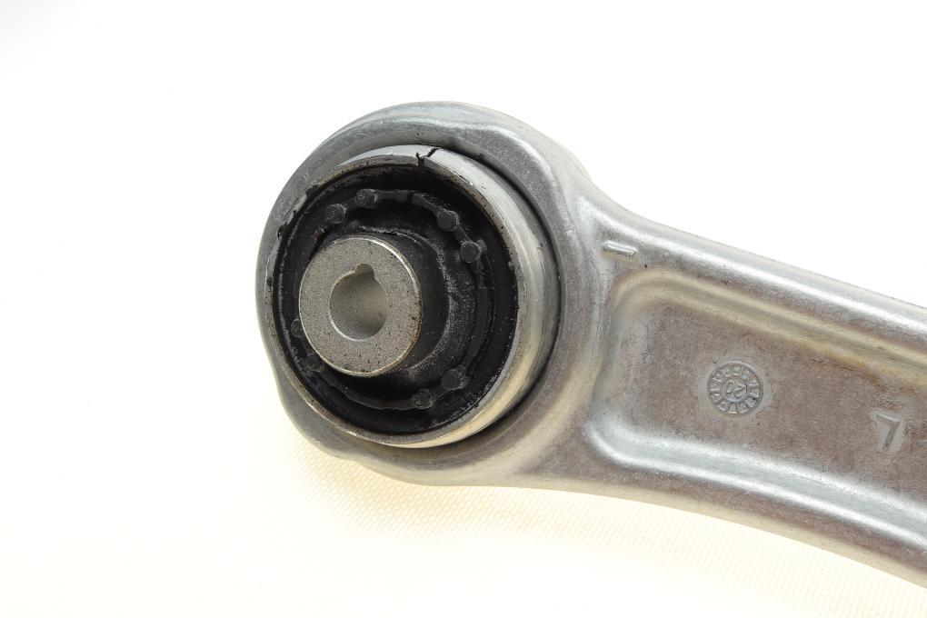 Важиль пидвиски (передний) (L) MB C-class (W205)/E-class (W213) 13 ...