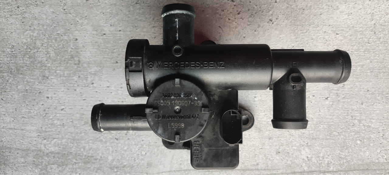 Кран печки Mercedes Vito w639 A0028308584 (ID#2050704417), цена: 2283 ...