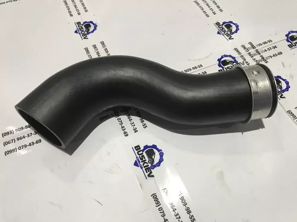 Патрубок интеркуллера Volkswagen Transporter T5 2.0 D с 2003- CM53149 ...