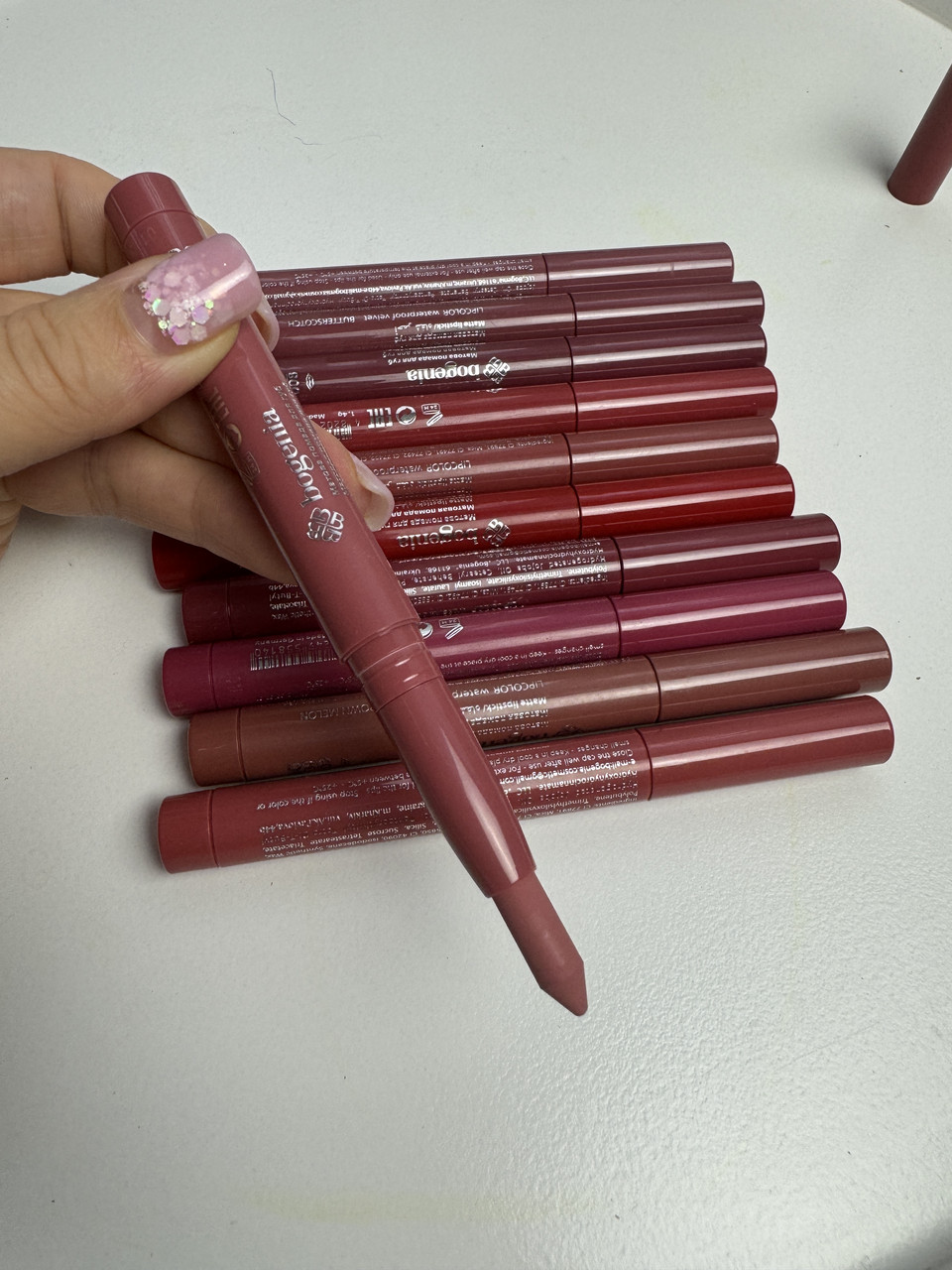 ПОМАДА-КАРАНДАШ ДЛЯ ГУБ ВОДОСТОЙКАЯ BOGENIA VELVET WATERPROOF MATTE 7 ...