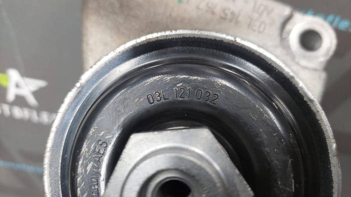 Кронштейн Visco-муфты/ кронштейн вискомуфты 03L145167A, 03L121032 ...