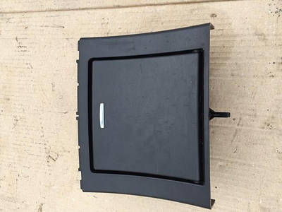 Пепельница MERCEDES-BENZ w164 ml-class (A1648100030 / A1648100130) (ID ...