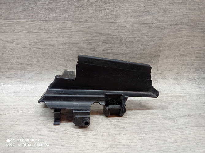 Повітропровід дефлектор панелі радіатора правий Ford Focus MK3 (2014 ...