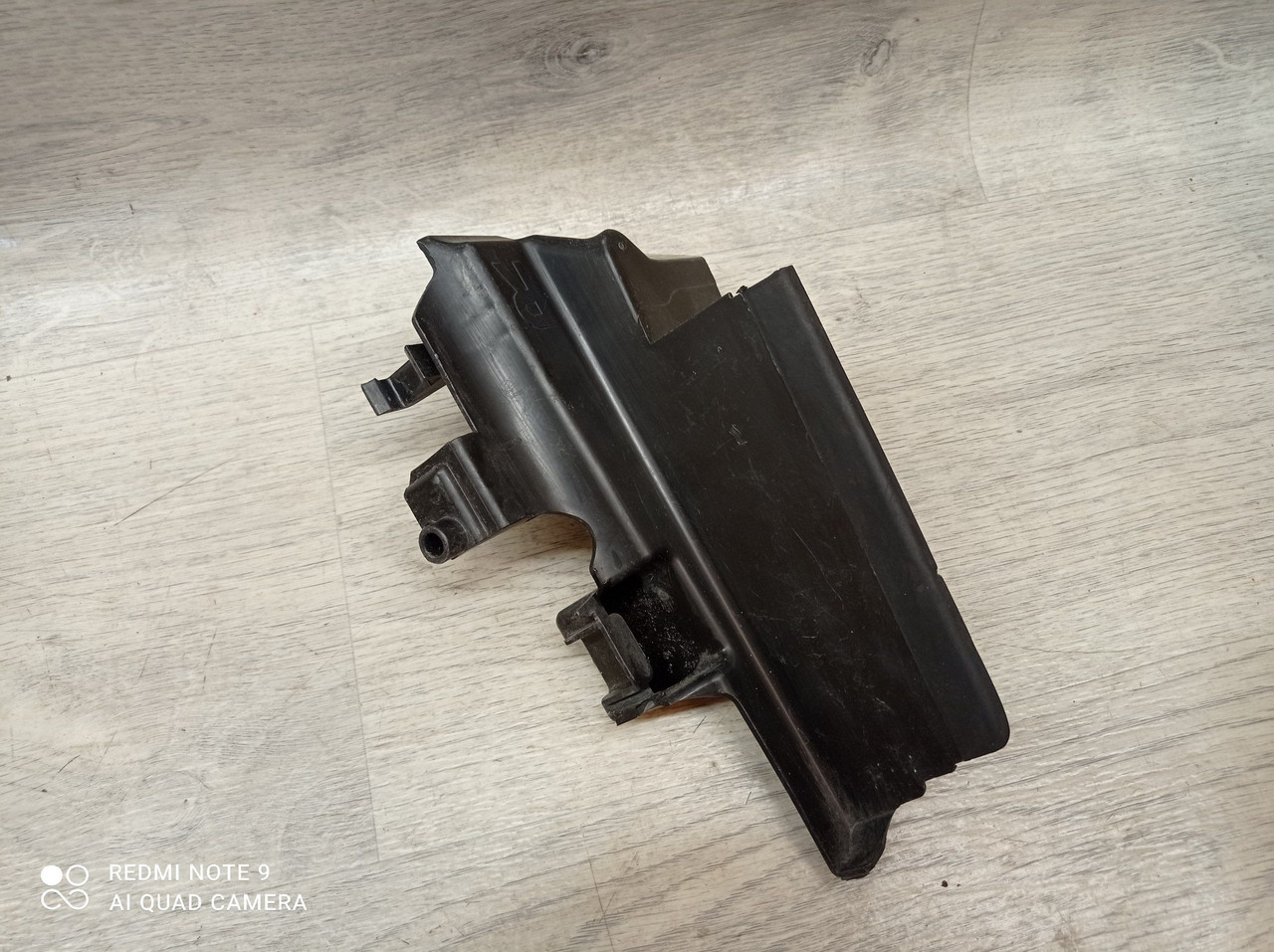 Повітропровід дефлектор панелі радіатора правий Ford Focus MK3 (2014 ...