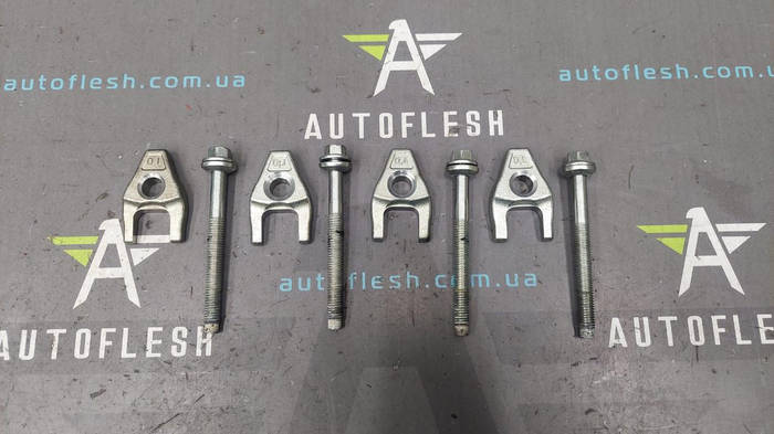 Бугель форсунки/ болт кріплення форсунки 166507700R, 8200376373 Fiat ...