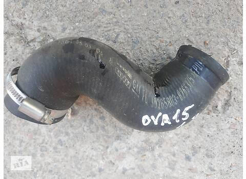 Б/в патрубки охолодження двигуна від помпи до саксафону для Opel Vectra ...