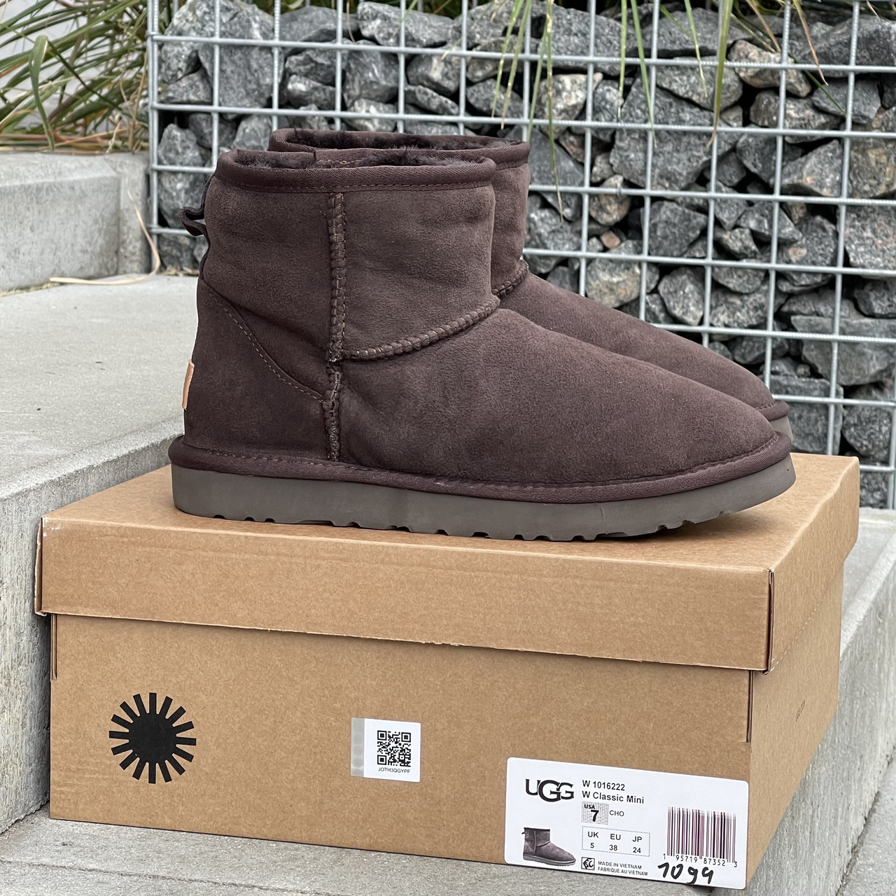 Ugg Classic Mini Brown Chocolate (ID#2000414120), цена: 3400 ₴, купить ...