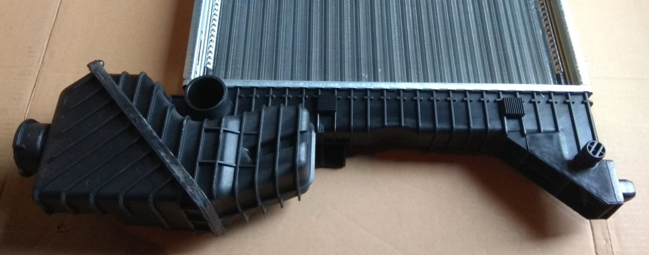 Радіатор Mercedes Sprinter 208-412 хутро 97-06 680*400*33 , 9015003100 ...