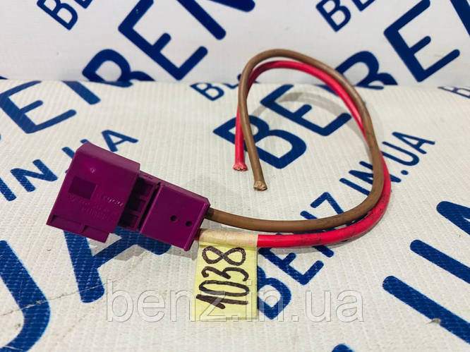 Разъем соединения проводки кузова с торпедой Mercedes W204, W212, C207 ...