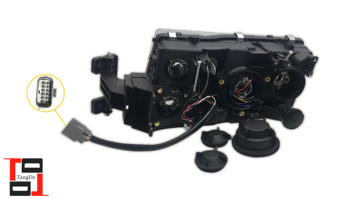 Фара головного света эл/управление с квадратным разъемом good LH Volvo ...