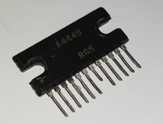 LA4445 двухканальный аудио усилитель 5.5Вт HSIP12 Демонтаж: продажа ...