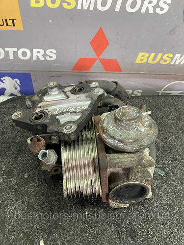 Корпус масляного фільтра Mitsubishi Outlander XL 2.2 2006-2012 MN982155 ...