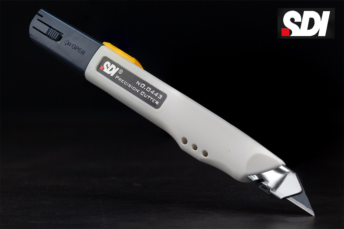 Ніж канцелярский 9 мм кут 30° автофіксатор SDI 0443C (ID#2327287199), ціна: 230 ₴, купити на Prom.ua