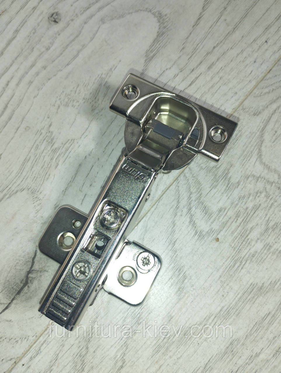 Петля Blum с доводчиком накладная: продажа, цена в Киеве. Мебельные ...