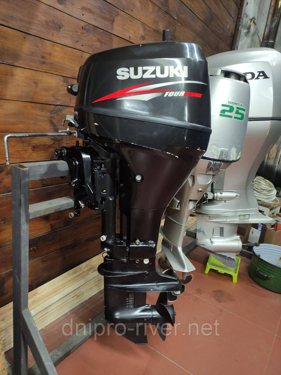 Лодочный мотор Suzuki DF25 L: продажа, цена в Киеве. Лодочные моторы от ...