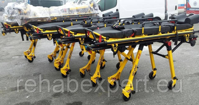 Стабильные и прочные носилки для скорой помощи Stryker M1 Roll-In ...