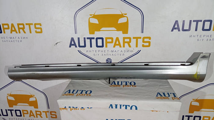 Volvo XC60 I 08-17 Накладка лівого порога (ID#2140419080), ціна: 2925 ...