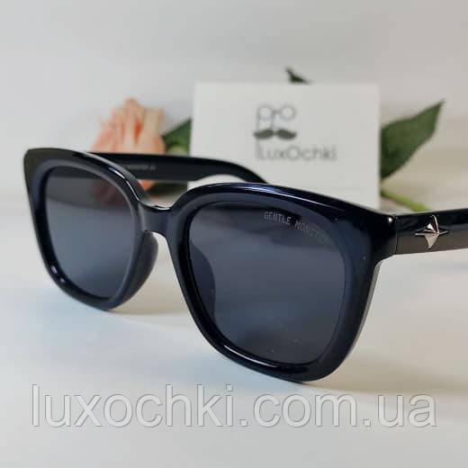Женские стильные солнцезащитные очки Gentle Monster в пластиковой ...