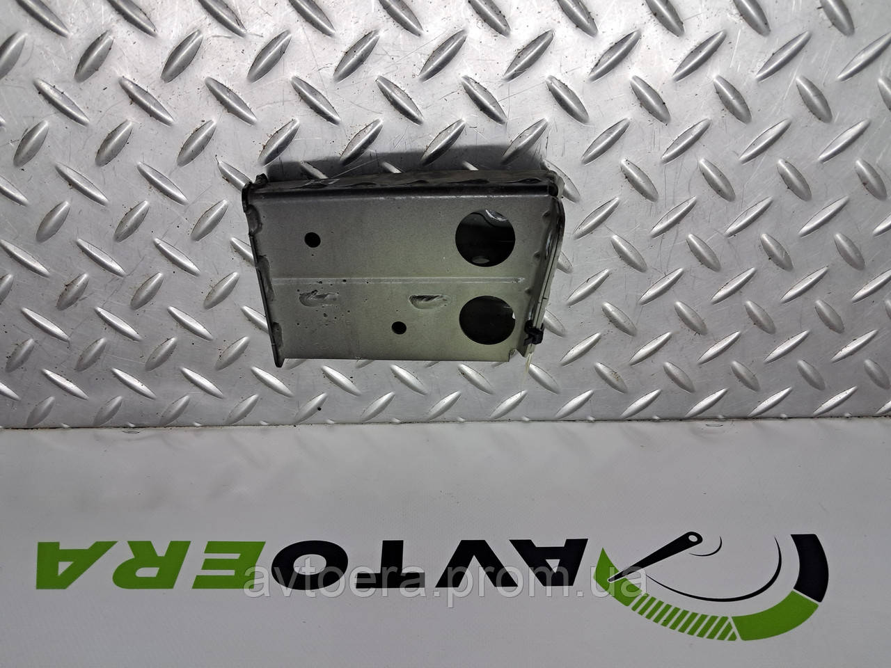 42734901 Кронштейн підсилювача переднього бампера лев BOLT EV 17-21 (ID ...