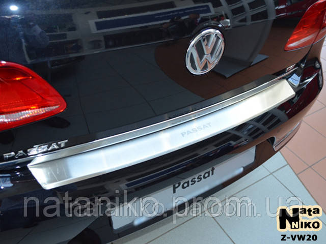 Накладка на задний бампер с загибом VW Passat B7 4D *2010-2014 (ID ...