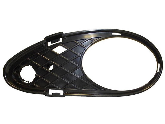 Решетка радиатора MERCEDES-BENZ C-CLASS (W203) 2000-2007 г. (ID ...