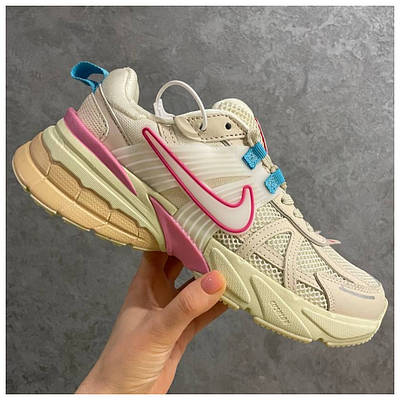 Женские Nike V2K Runtekk Beige - купить недорого на Prom.ua: цены ...