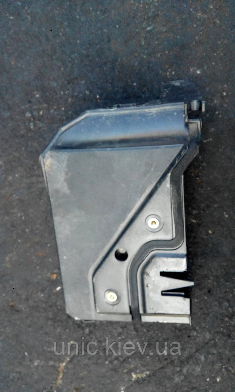 Крышка блока предохранителей Рено Канго 2 б/у: продажа, цена в Киеве ...